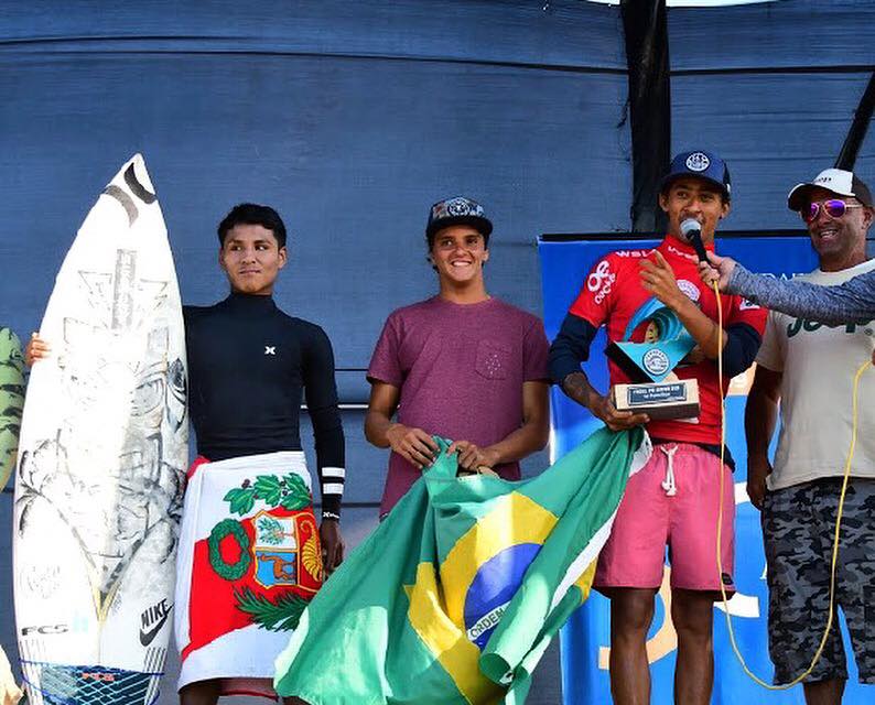 Jhonny Guerrero subcampeón sudamericano Junior WSL | Olas Perú, Reporte ...
